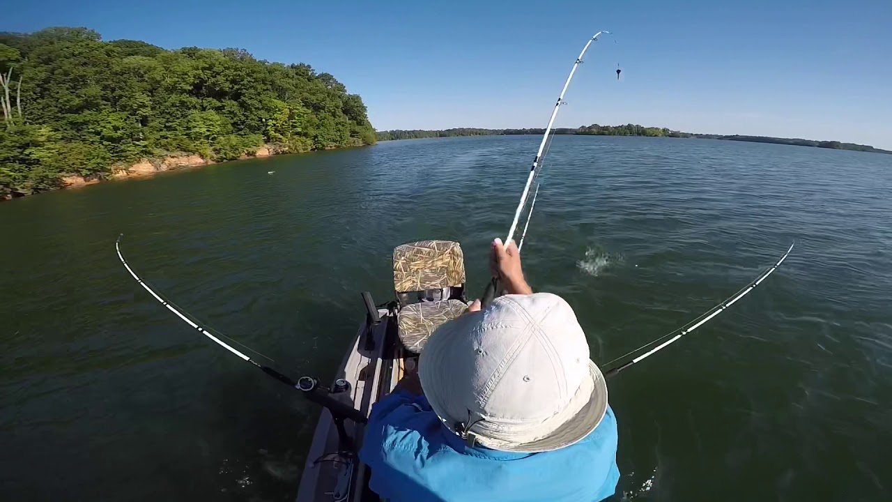 Relaxed Trolling with the Twin Troller X10 - YouTube