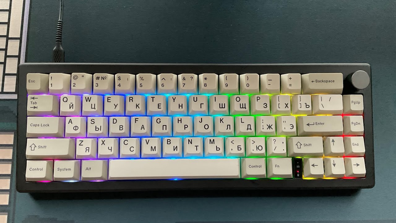 Keyboard I am made for a friend, sound I cannot put into words thacky ...