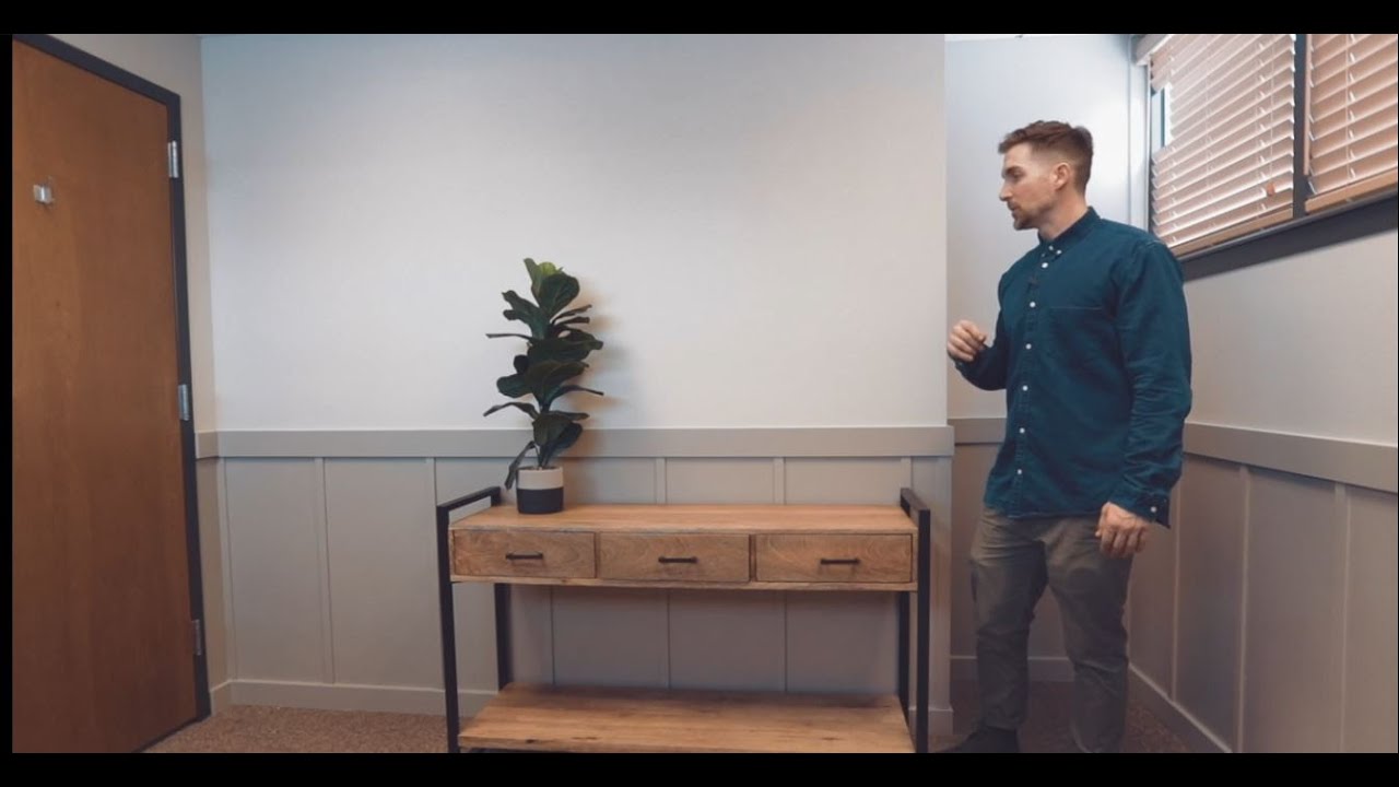 Craftsman Style Wainscoting Walls Elevate Your Luxury Home's Style