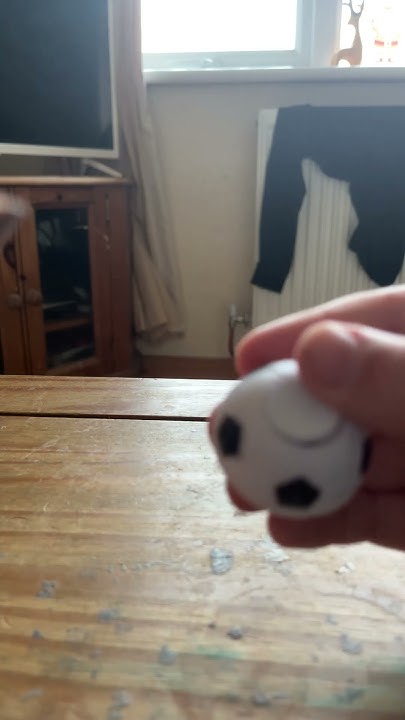 Fixing a soccer ball fidget⚽️ - YouTube