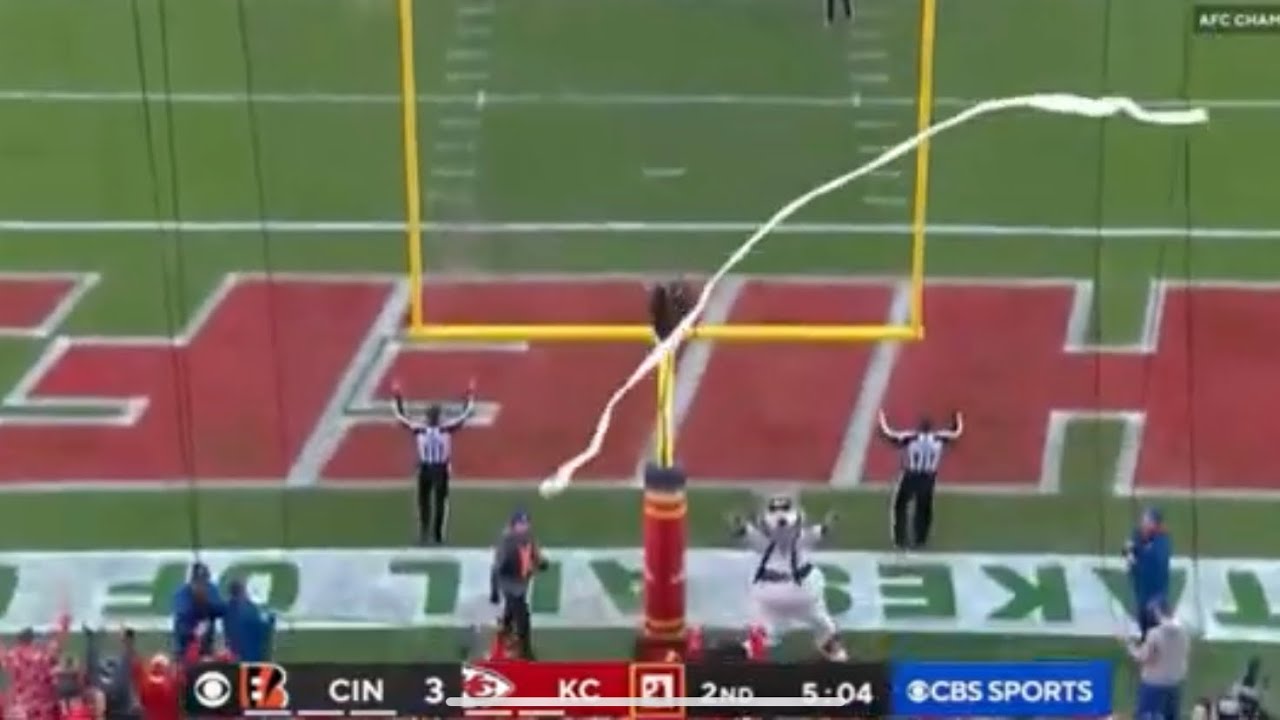 Fan Throwing Toilet Paper At Chiefs Playoffs Games Compilation - YouTube