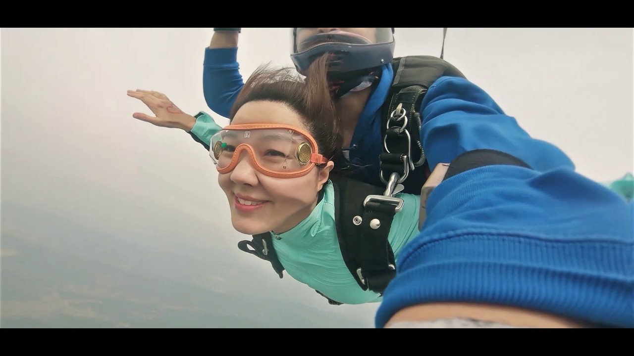 [국내 스카이다이빙 체험] 하늘에서 하트 날리기 SKYDIVE KOREA - YouTube