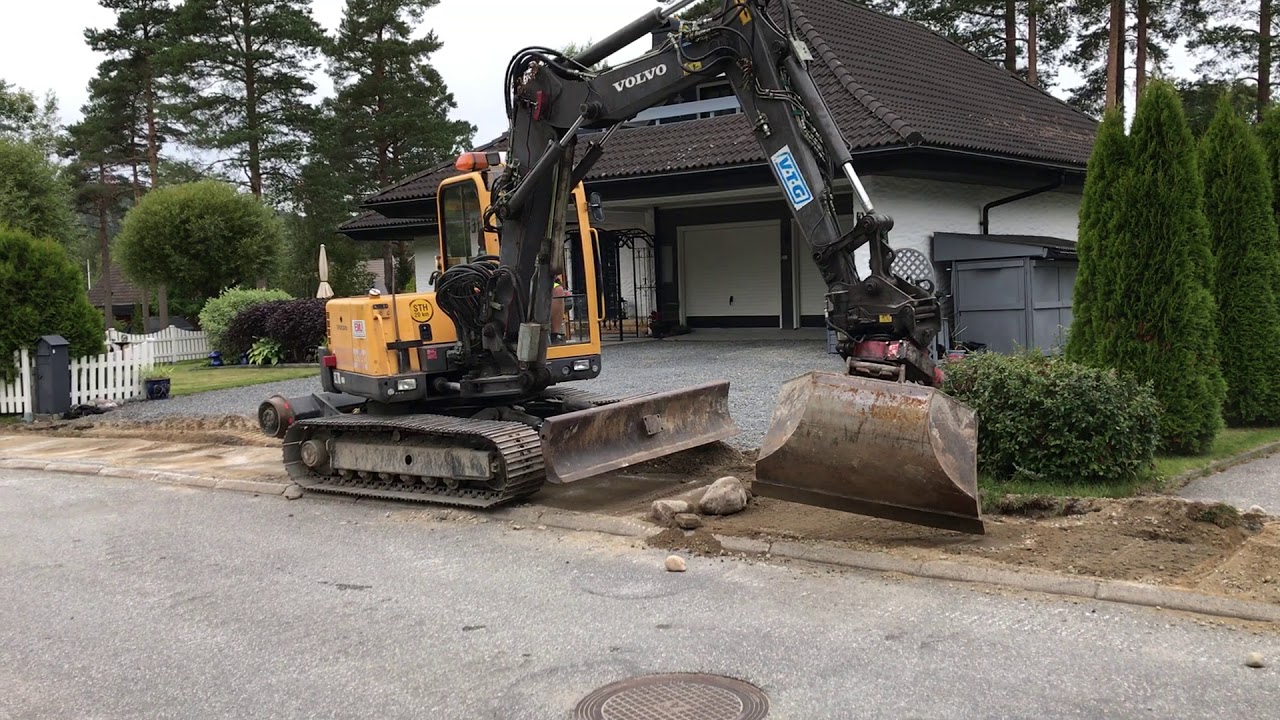 Klaravik.se - Volvo EC70 - YouTube