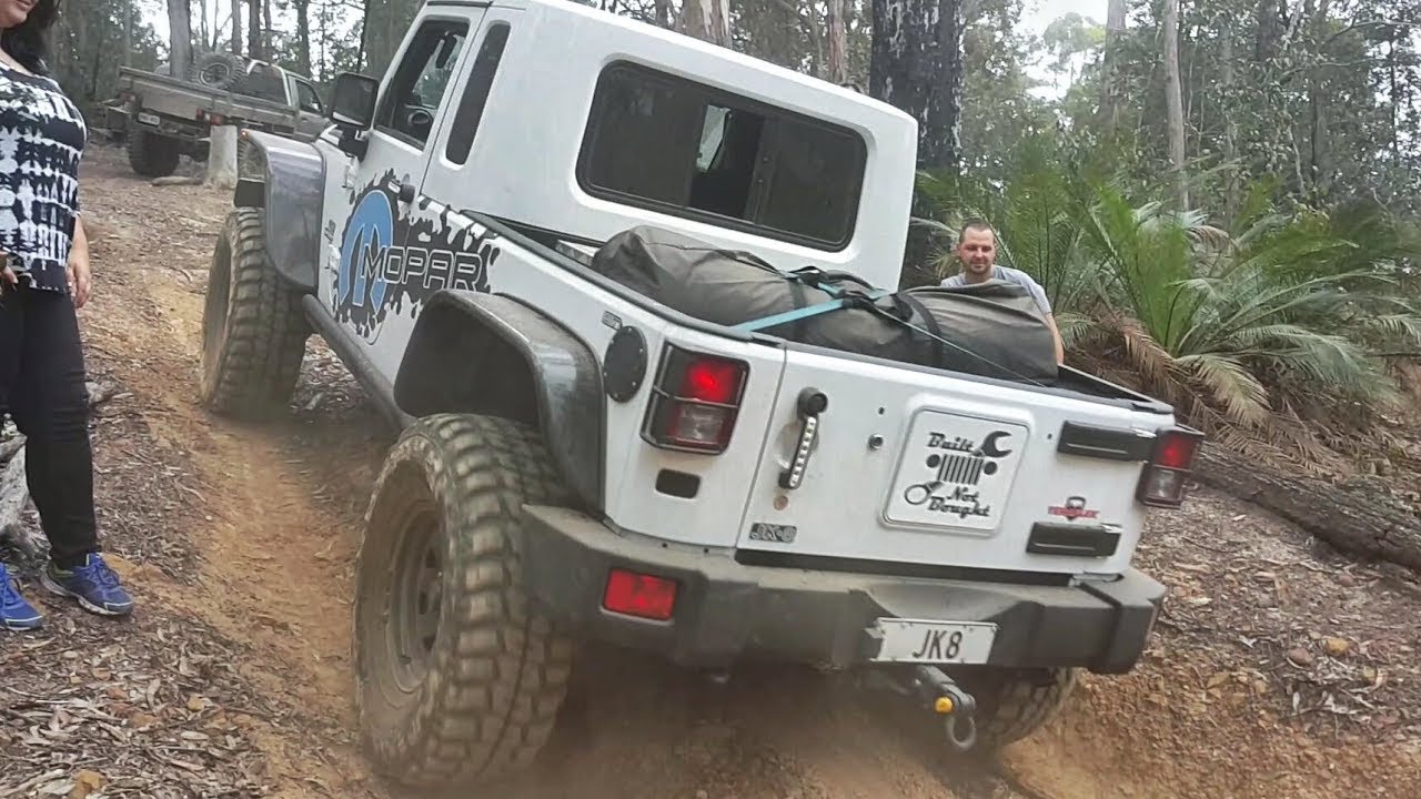 4x4 Challenge @ Tree Root - YouTube