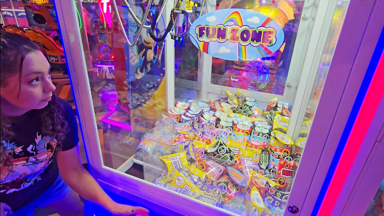 Playing all the Claw Machines at Main Event Arcade! - YouTube