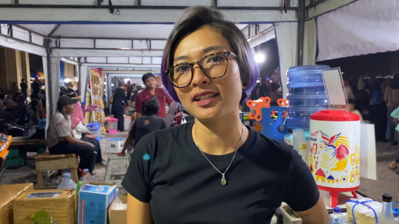 KETEMU SELVY DI KONSER NDARBOY GENG - YouTube