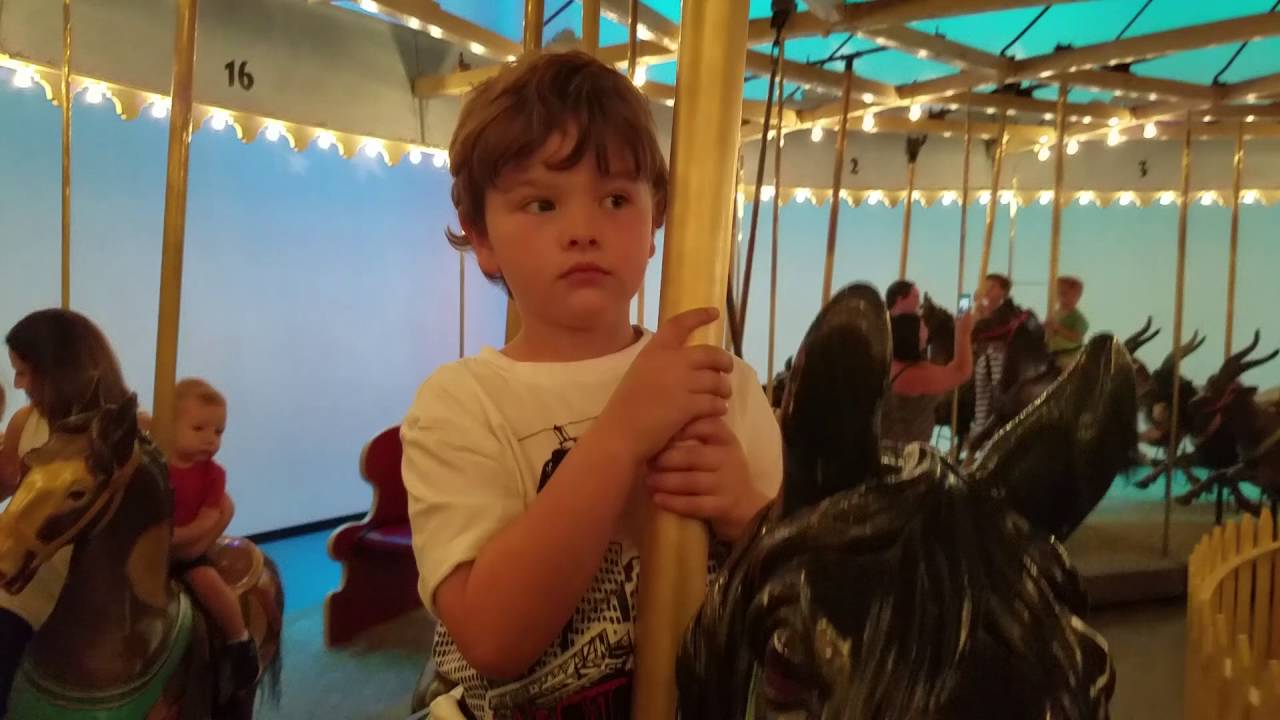 Indy children's museum carousel - YouTube