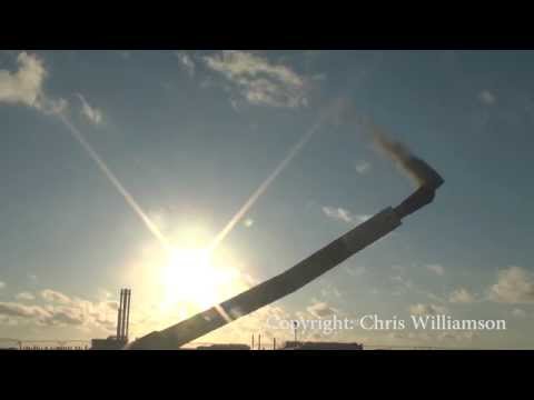 Tioxide Tower Grimsby demolition, June 2015 - YouTube