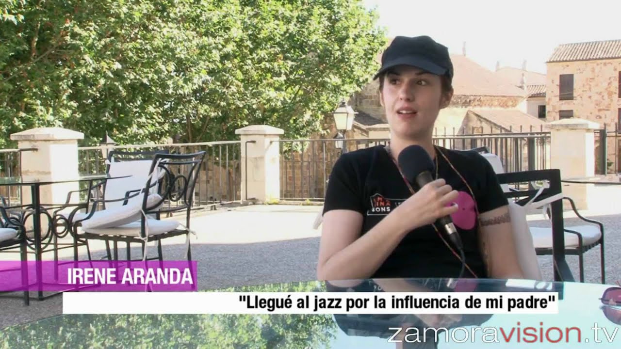 Zamora: Noches de Viriato. Entrevista a Irene Aranda Trío. - YouTube