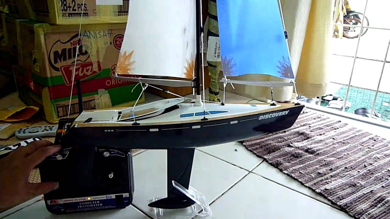 Hobbyking Discovery Sailing Yacht Modified for Maximum Speed - YouTube
