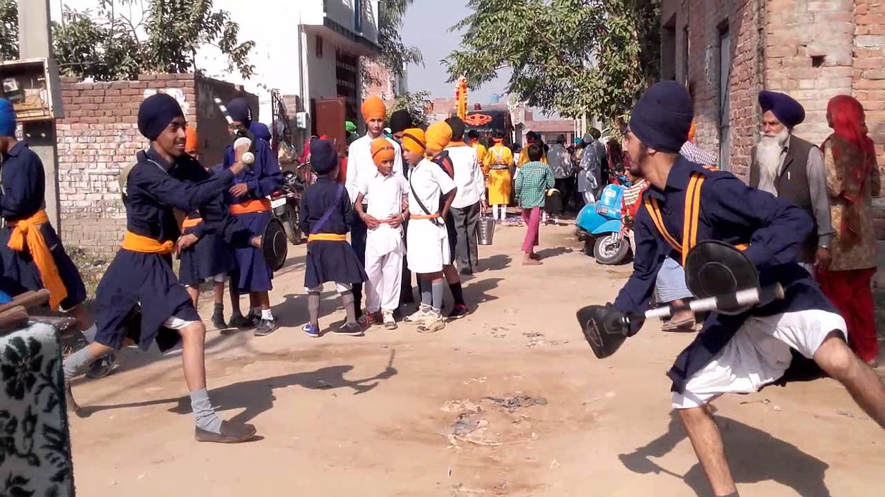 Tehal Singh khalsa gatka video - YouTube