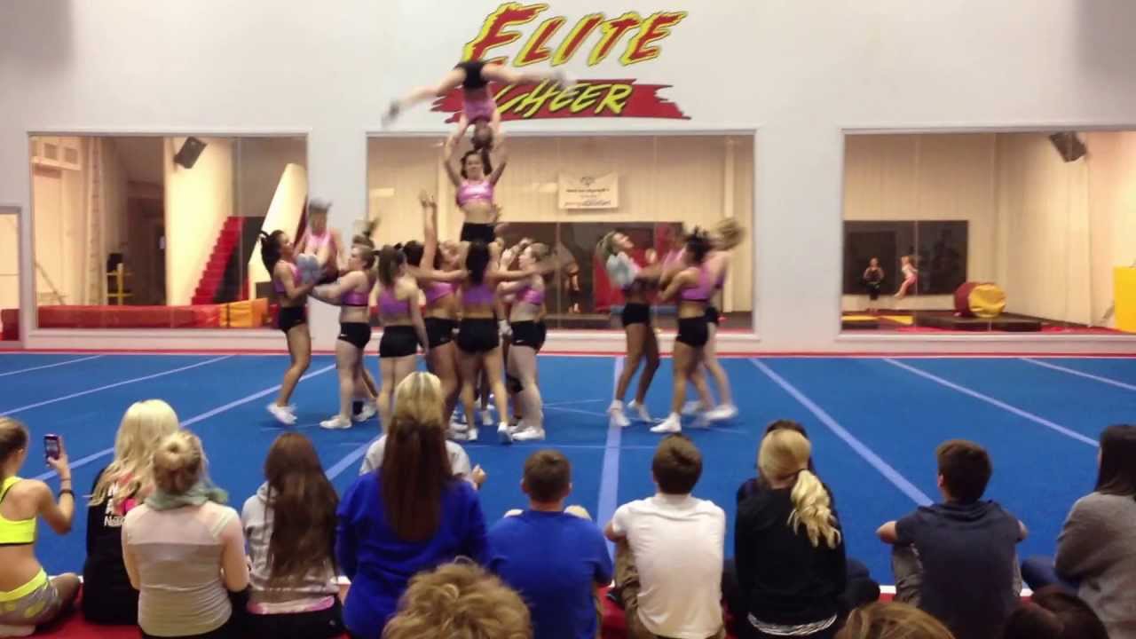 Elite Cheer Stars Worlds Showing 2013 - YouTube