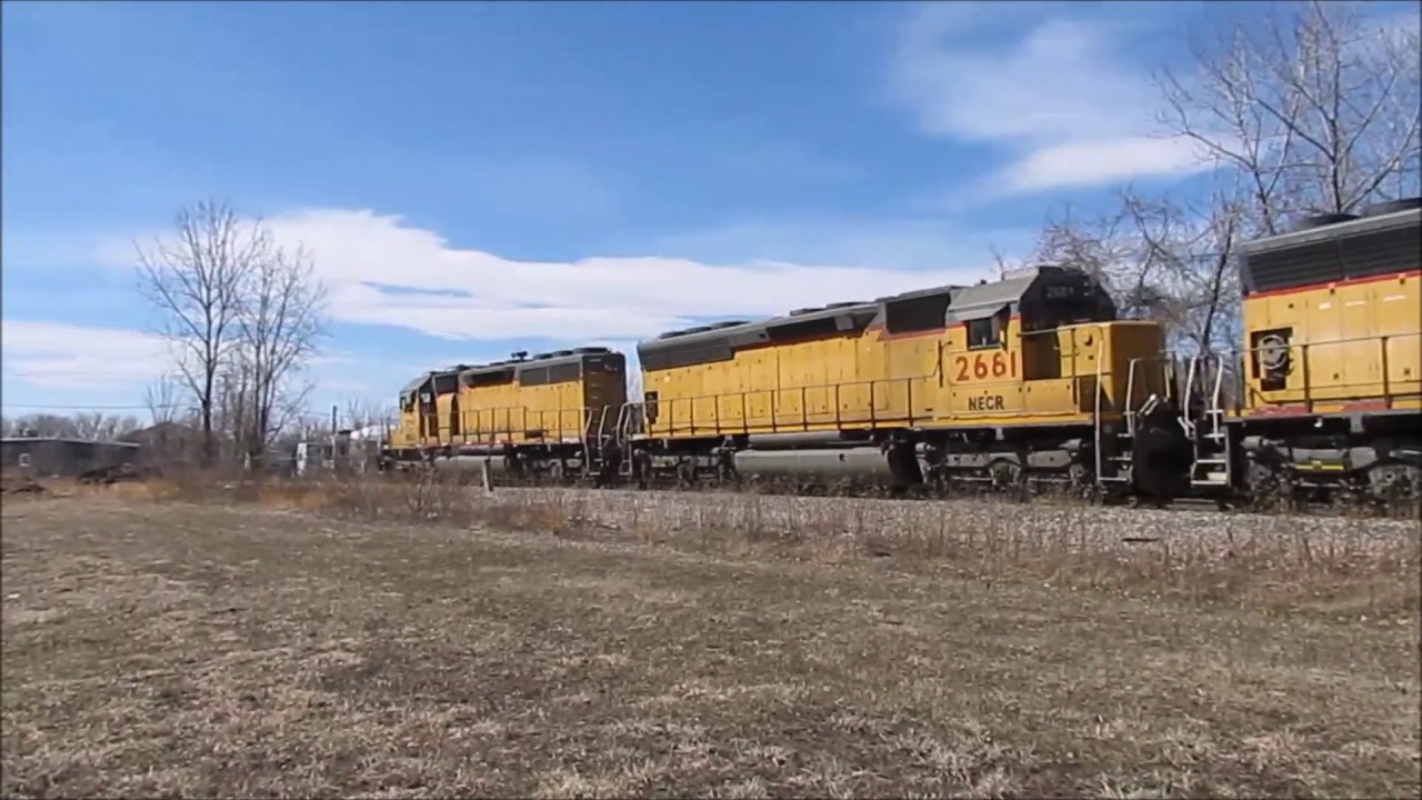 NECR 324 Rare daytime run & NECR 500 with caboose! - YouTube