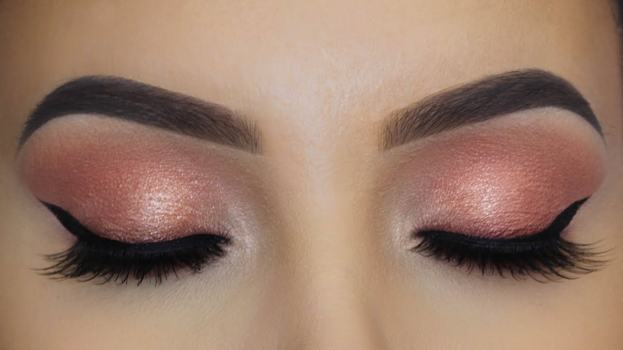 Soft and EASY Eye Makeup Tutorial - YouTube
