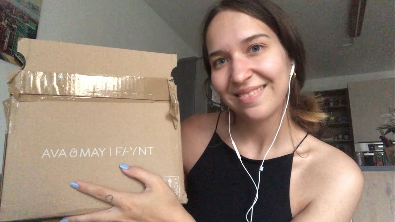 ASMR Unboxing 📦 | Ava & May Surprise Package (Tapping, Scratching ...