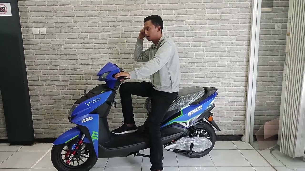 YANG DITUNGGU-2!!! MOTOR LISTRIK DARI VOLTA | REVIEW VOLTA 401 - YouTube