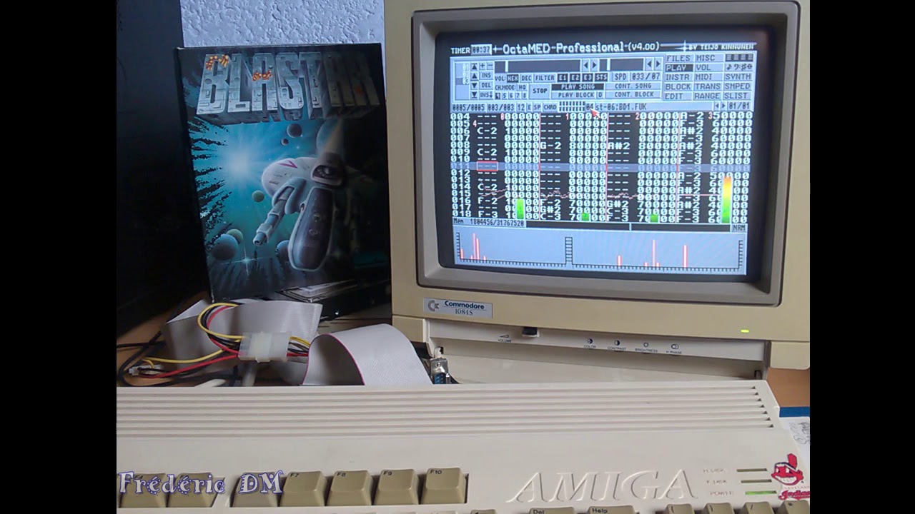 Amiga music module " Fairlight" .Octamed V4.0 - YouTube