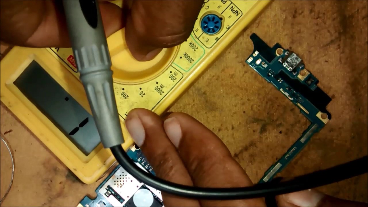 Como testar capacitor,bobina, e diodo de celular e tablet - YouTube