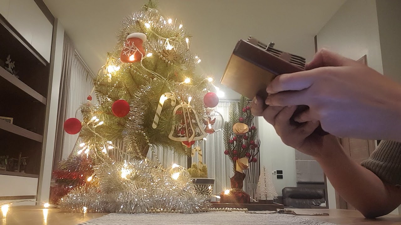 [Kalimba Cover] Let it snow! - YouTube