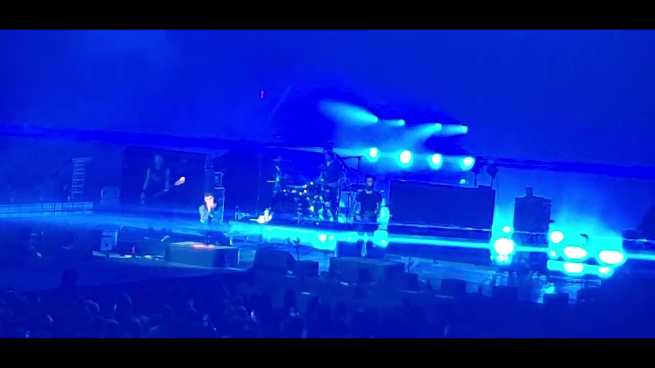 AFI performs Miss Murder at Barclays Center 8/17/24! - YouTube
