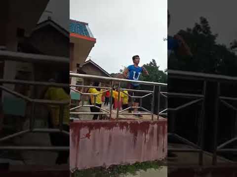 Ngintip yang senam