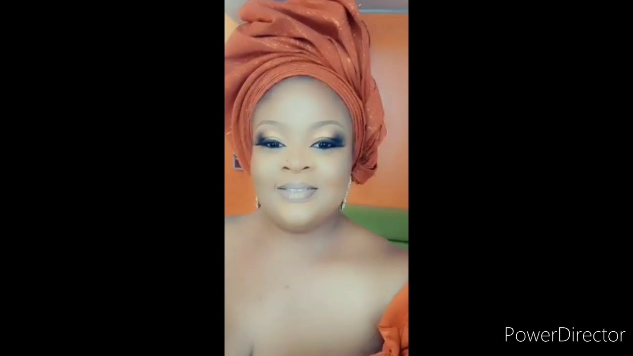 Miss dee the Queen. - YouTube