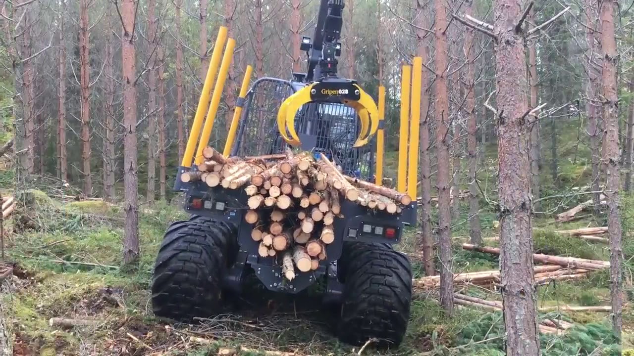 Rottne H8D un Rottne F10D - YouTube