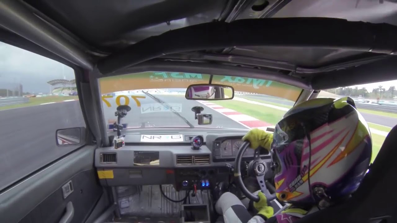 MSF RACING SERIES SAGA CUP GIRL DRIVER Leona chin - YouTube