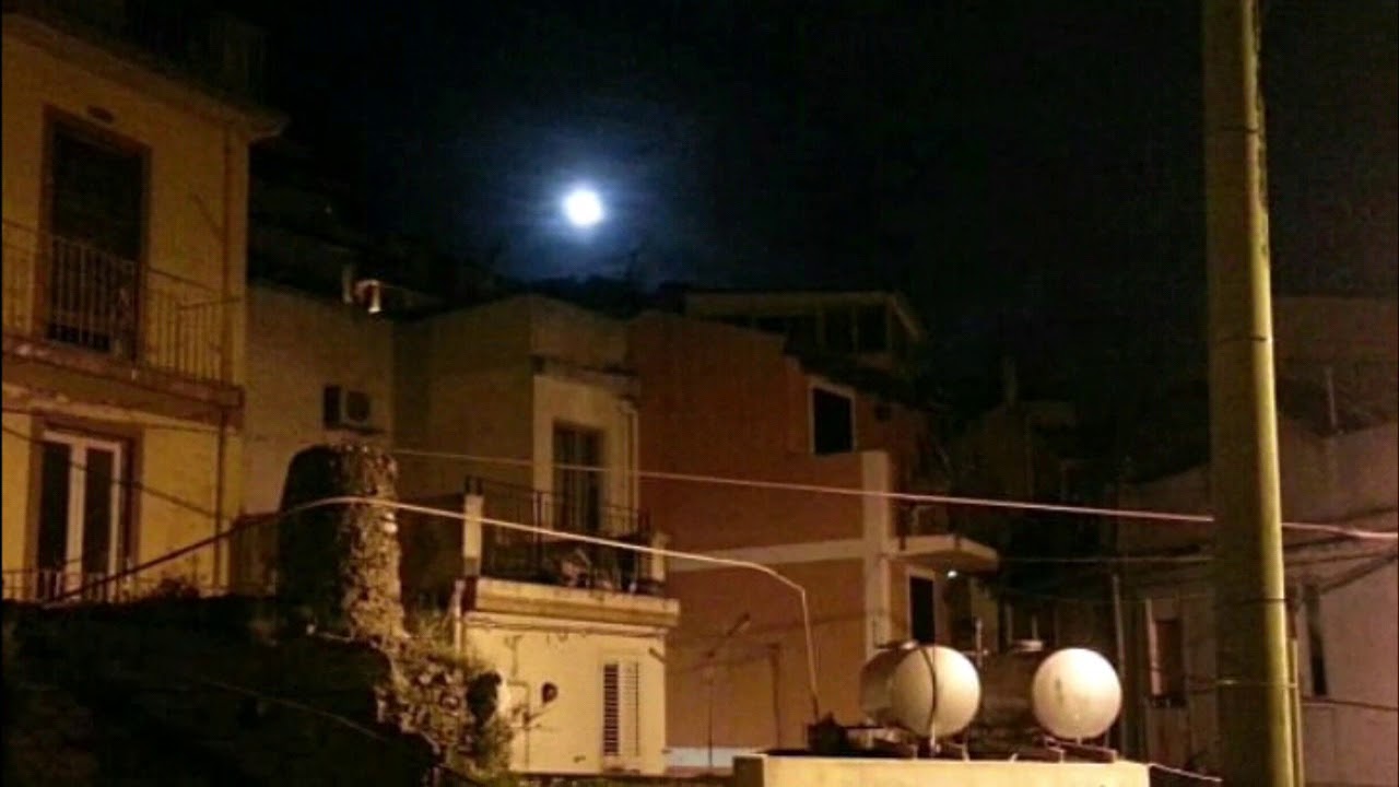 Luna, tramonti e luci della sera. - YouTube