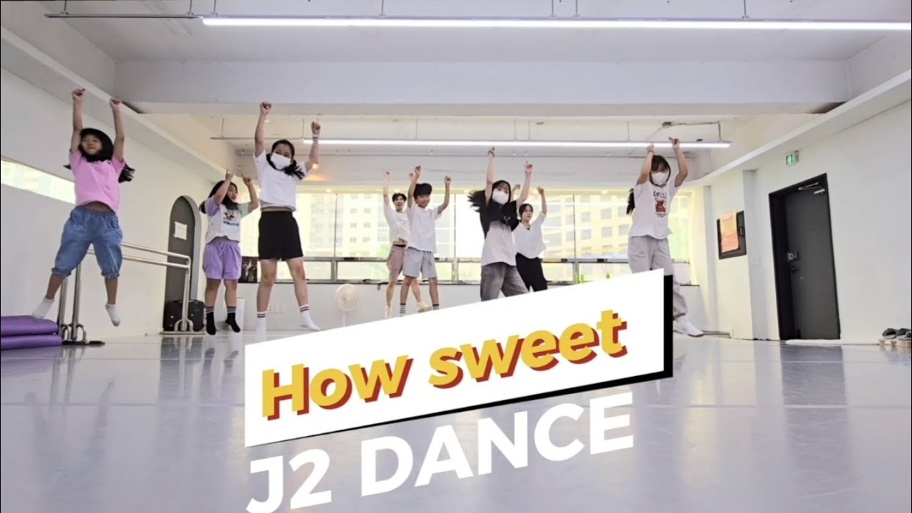 'How sweet'- NEW JEANS | J2 DANCE K-pop dance class(Busan KOREA) - YouTube