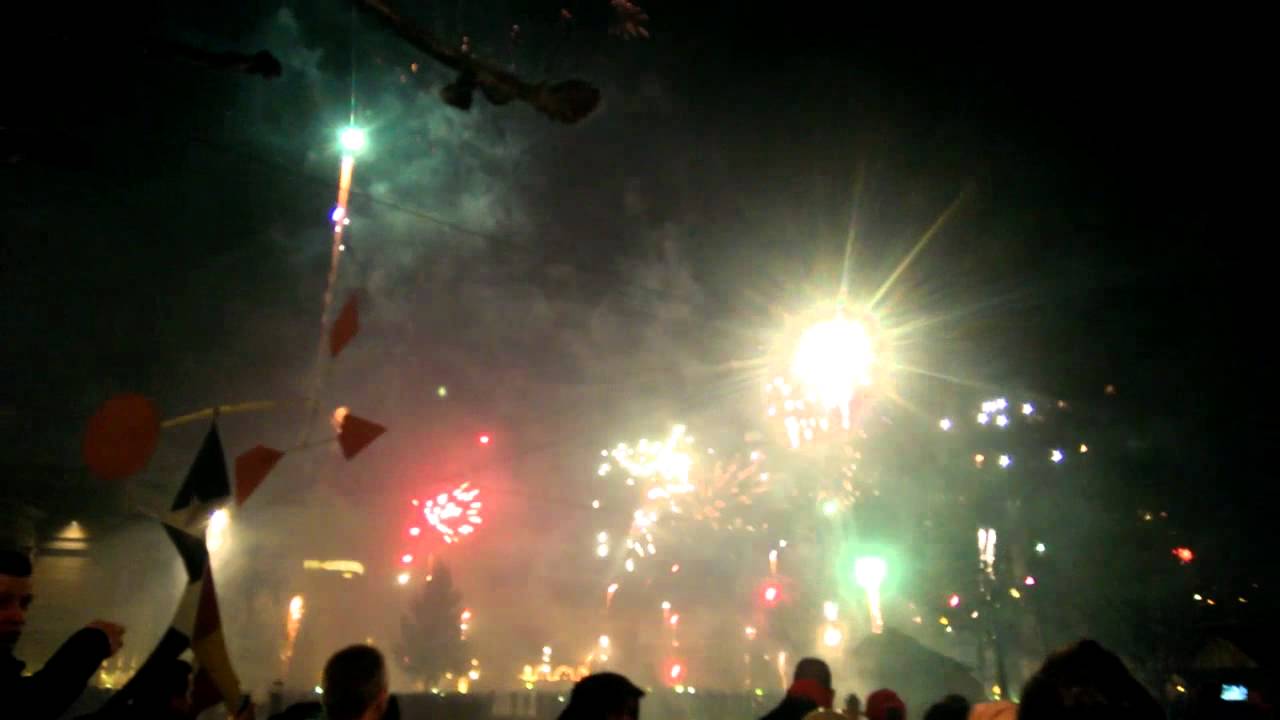 New Year's Eve 2013-2014, Stuttgart Schlossplatz - YouTube