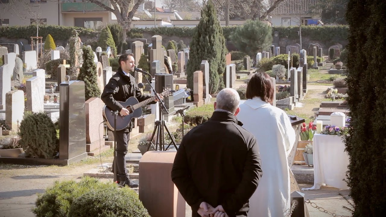 Stilvolle Musik Zur Beerdigung Bild
