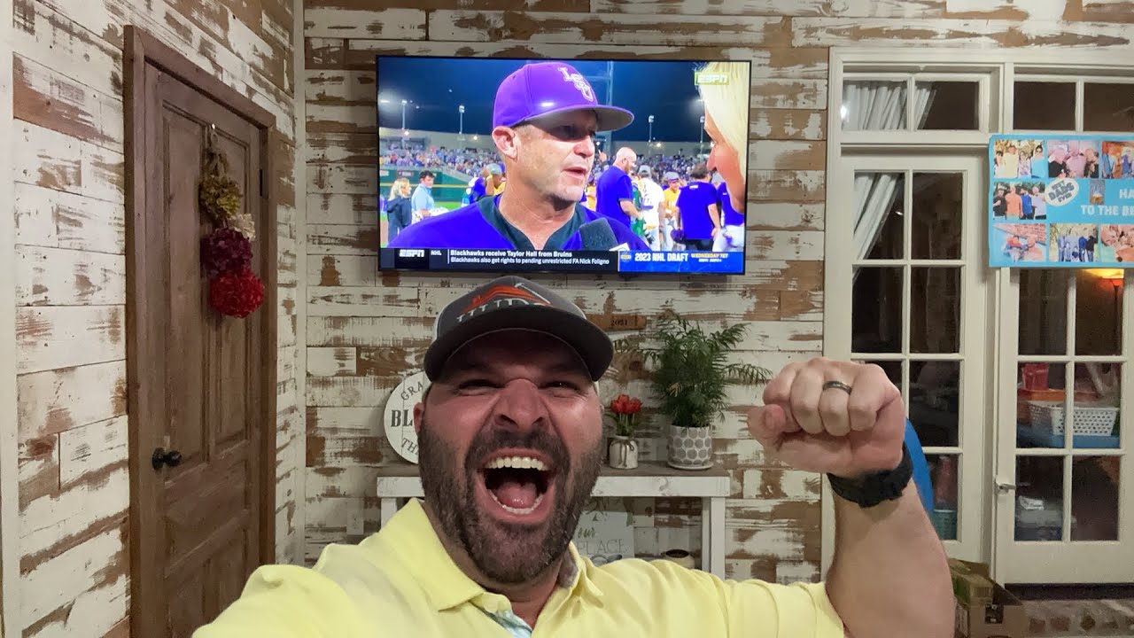 NATIONAL CHAMPS! LSU Beats Florida, 18-4, To Win National Title ...