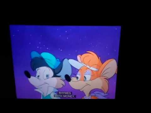 Rhubella and Roderick give vanderbunny the grand tour - YouTube