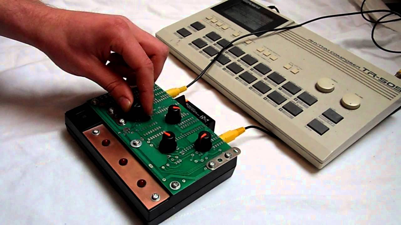 RC CIRCUIT BENT 'CRAZED ROBOTICS' TWISTED SOUND EFFECTS PROCESSOR ...
