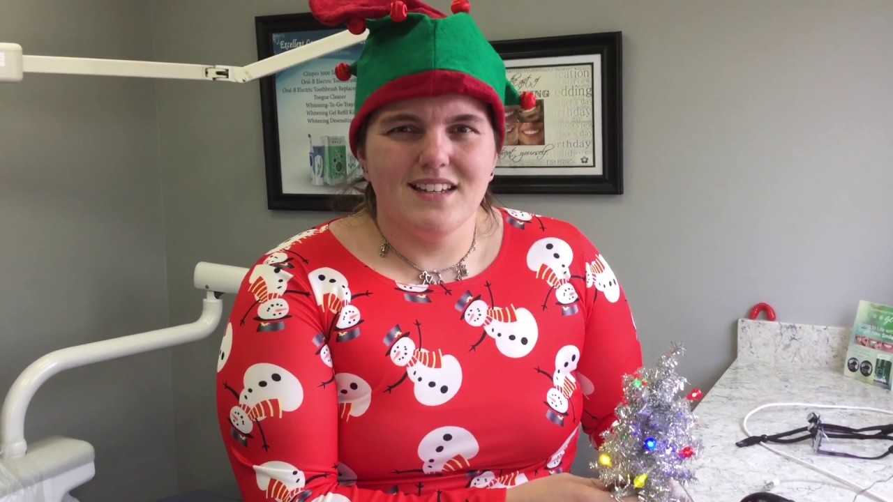 Amy the Elf 2018 - Week 3 - YouTube