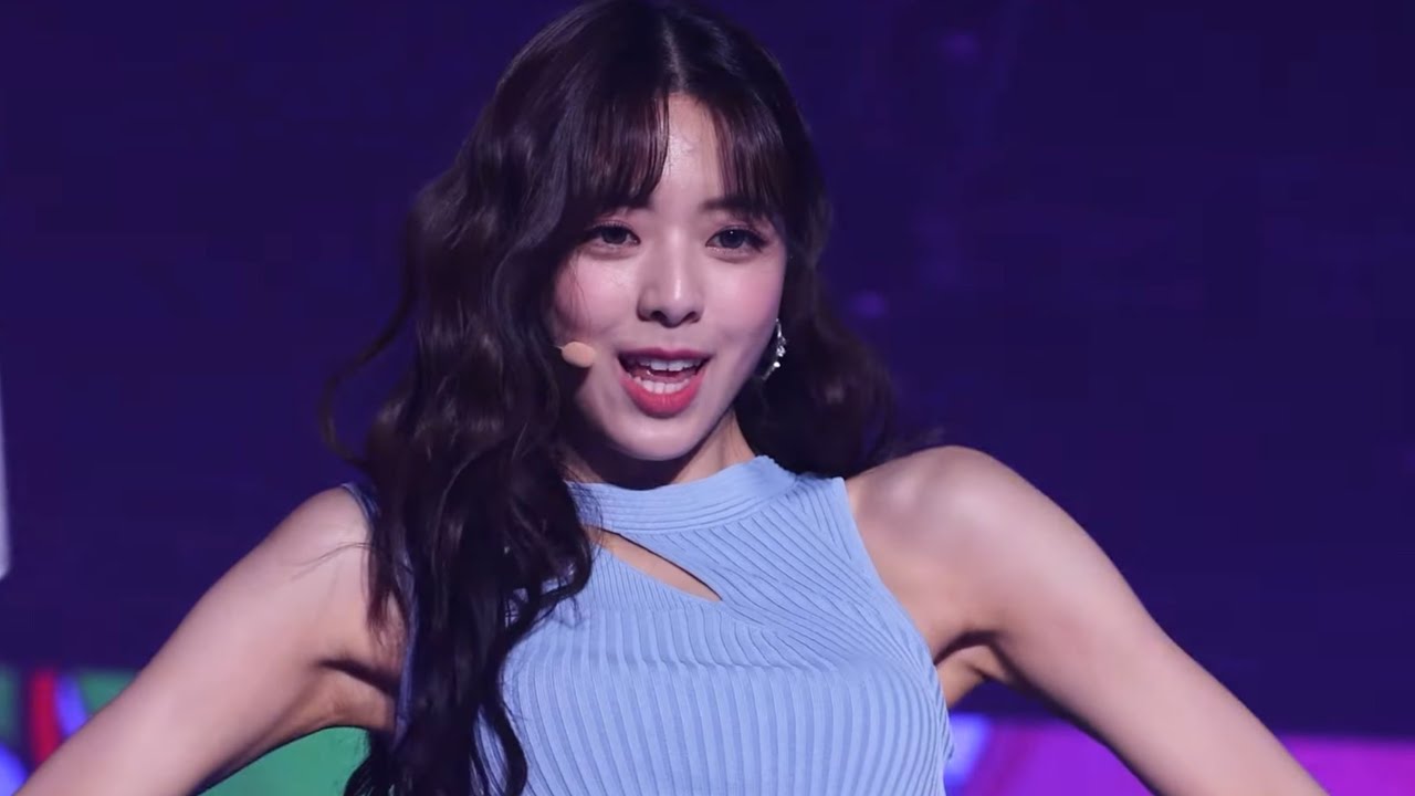 yuna (itzy) armpit 4k edit 230304 'WANNABE' WON THE STAGE - YouTube