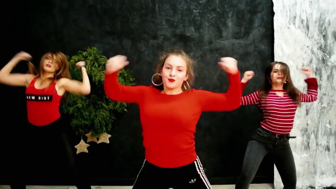 FEMALE DANCEHALL CHOREO BY NEETAH/ WINE & KOTCH - YouTube