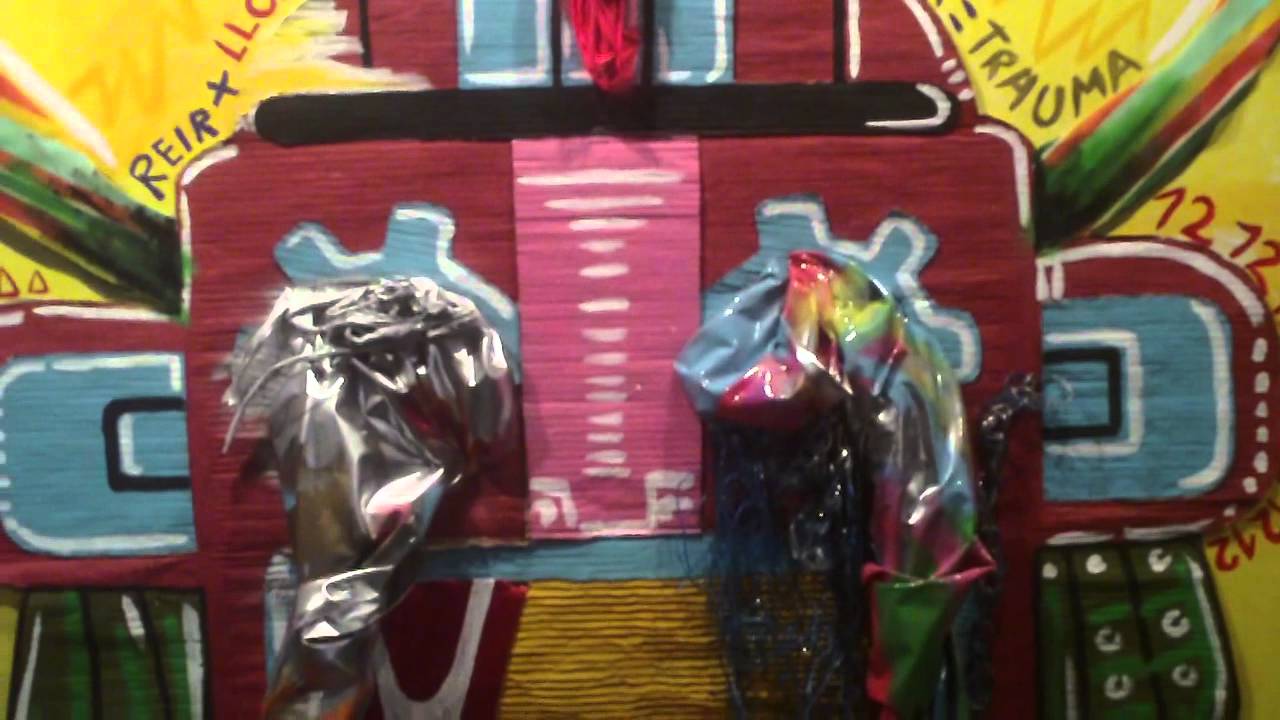 URIEL VALENTIN vs PAULA POGRANIZKY - ROBOT AZTECA - YouTube
