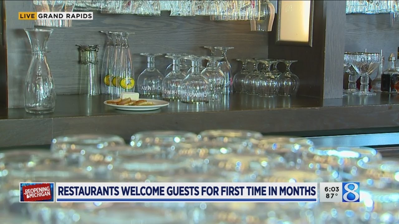 Tables turn: Bars and restaurants resume dine-in service - YouTube