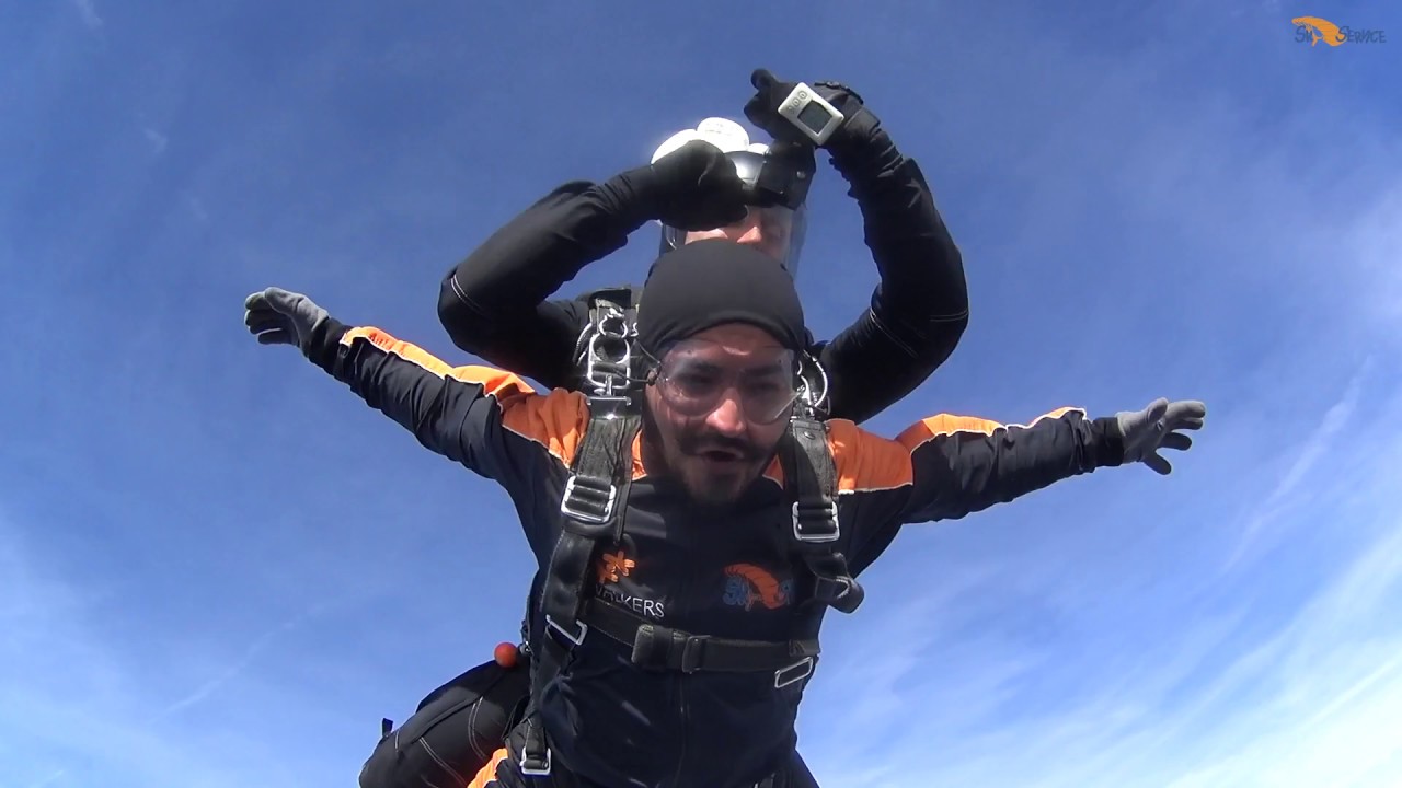 Jumping out of an airplane!! - Skydiving in Prague - YouTube