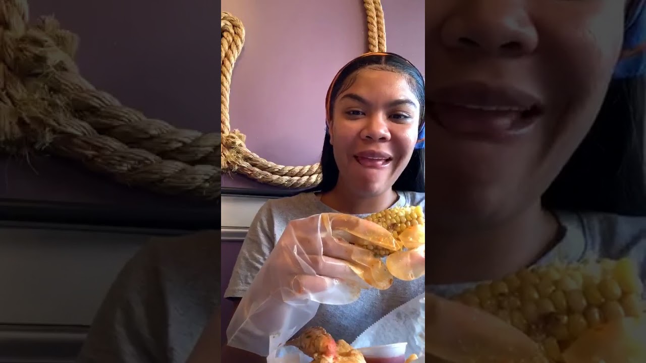 Chinese Kitty Doing Mukbang on Instagram Live (12/7/2019) - YouTube