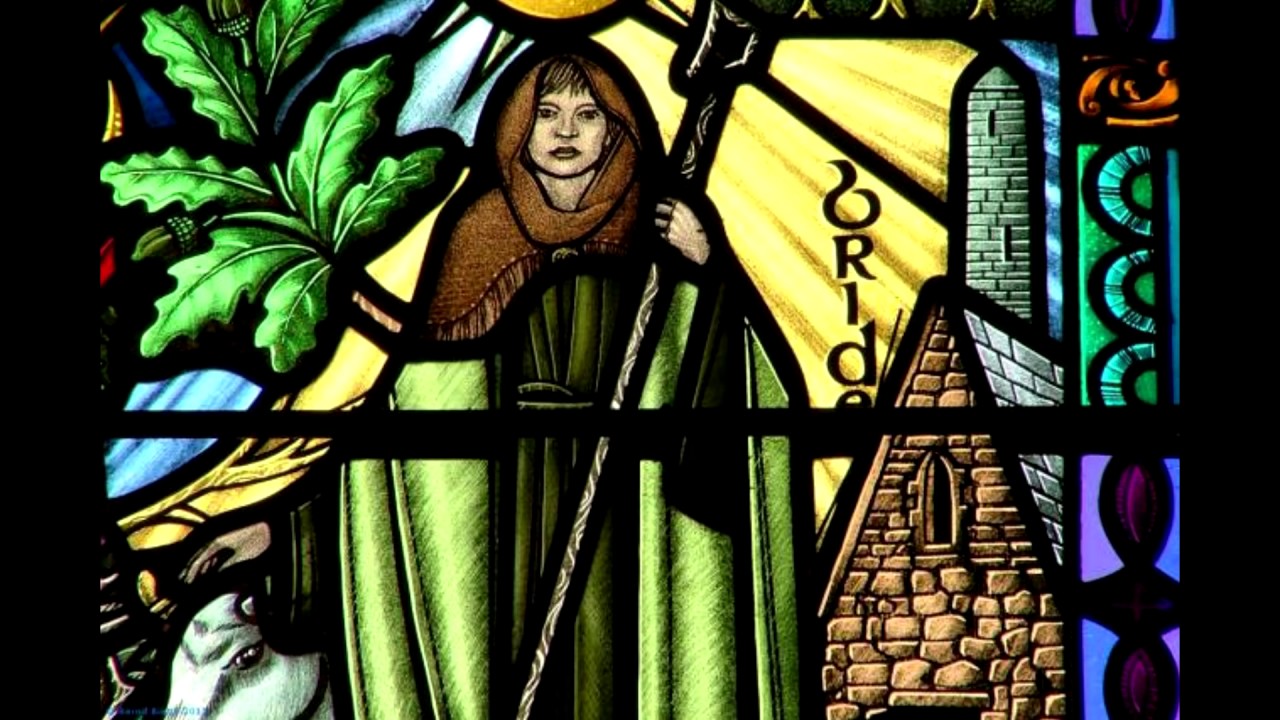 Carmel Boyle sings Mary of the Gael A Song of St Brigid - YouTube