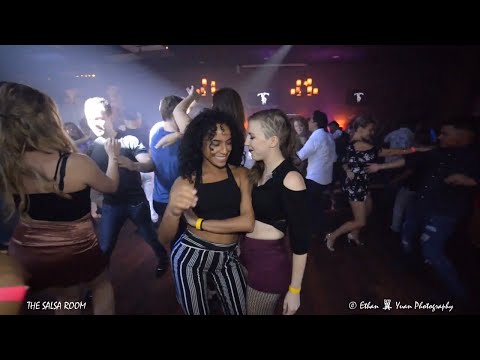 TORI & JULISSA JU Bachata Social Dance At THE SALSA ROOM