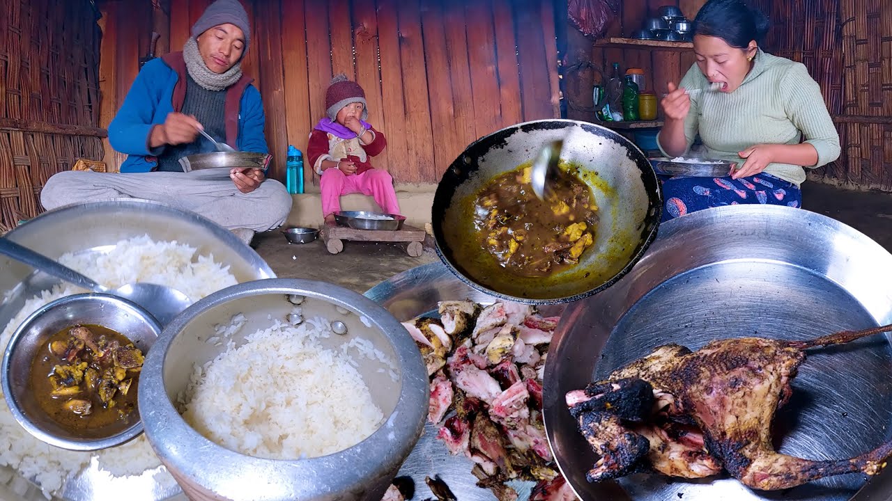 manjita cooks big bird CURRY in the lunch for the family || Himalayan ...