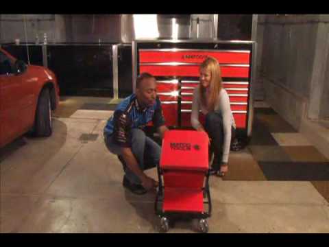 Matco Tools Creeper ZC450 - YouTube