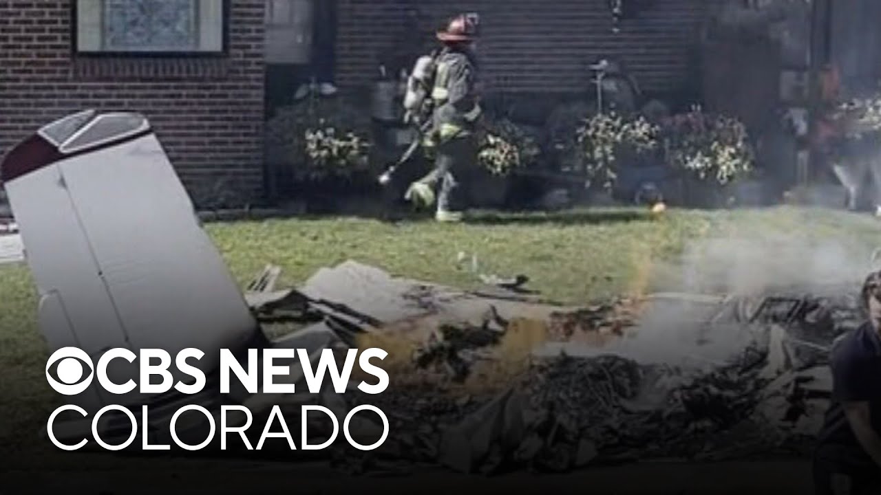Witness video shows burning wreckage after small plane crash - YouTube