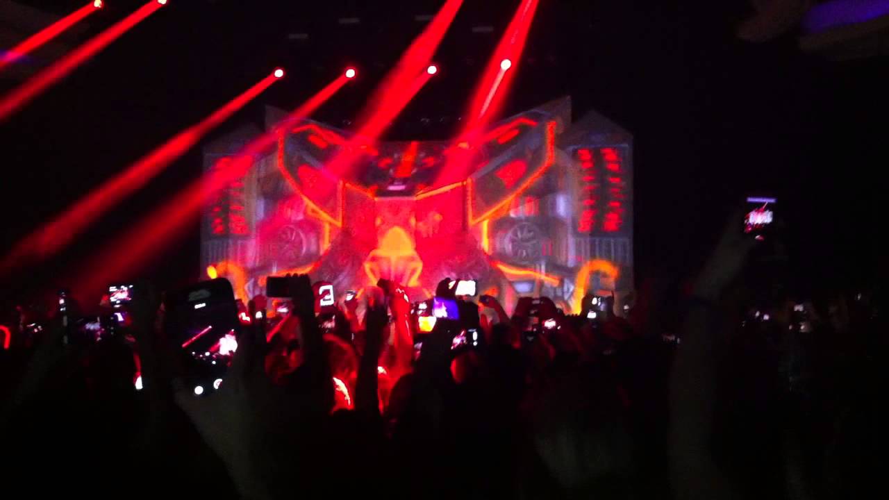 Excision opening at his Executioner tour at the Hollywood Palladium for ...