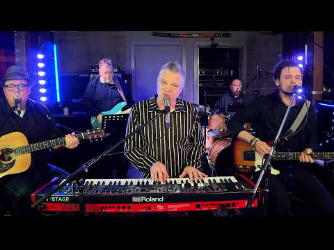 Rikki Don't Lose That Number - Steely Dan (Sing It Live Basement) 4K