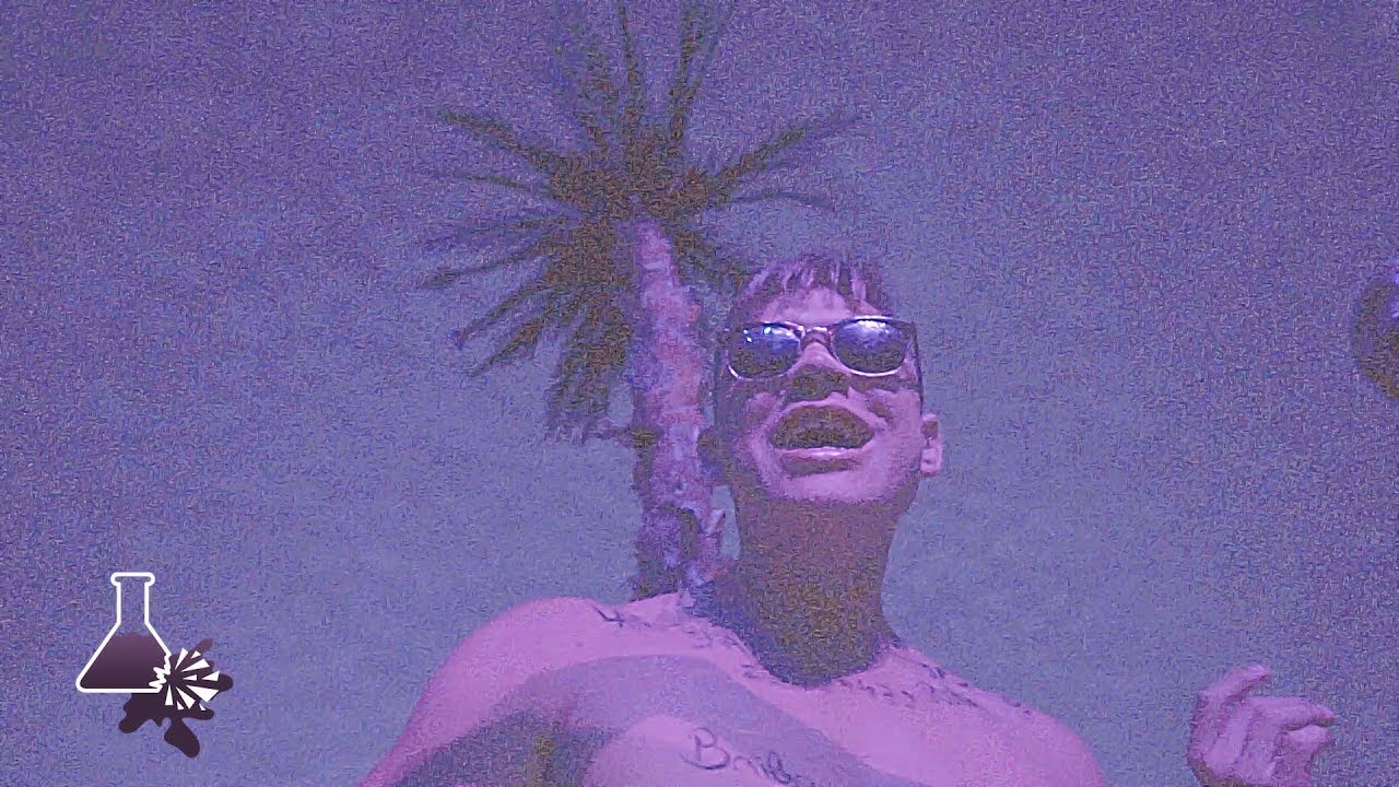 LIL TRAVIS - VAI TEV SMĒRĒ (OFFICIAL VIDEO) - YouTube